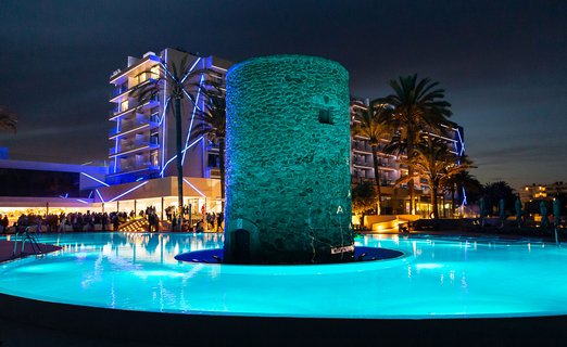Hotel en Playa den Bossa, Ibiza | Hotel Torre del Mar